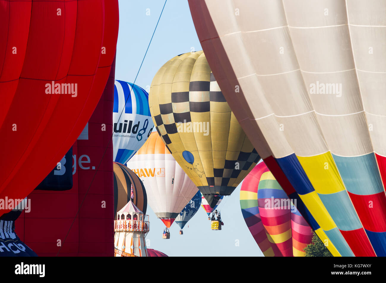 Bristol Balloon Fiesta, Ashton Court Estate, Bristol UK Stock Photo - Alamy