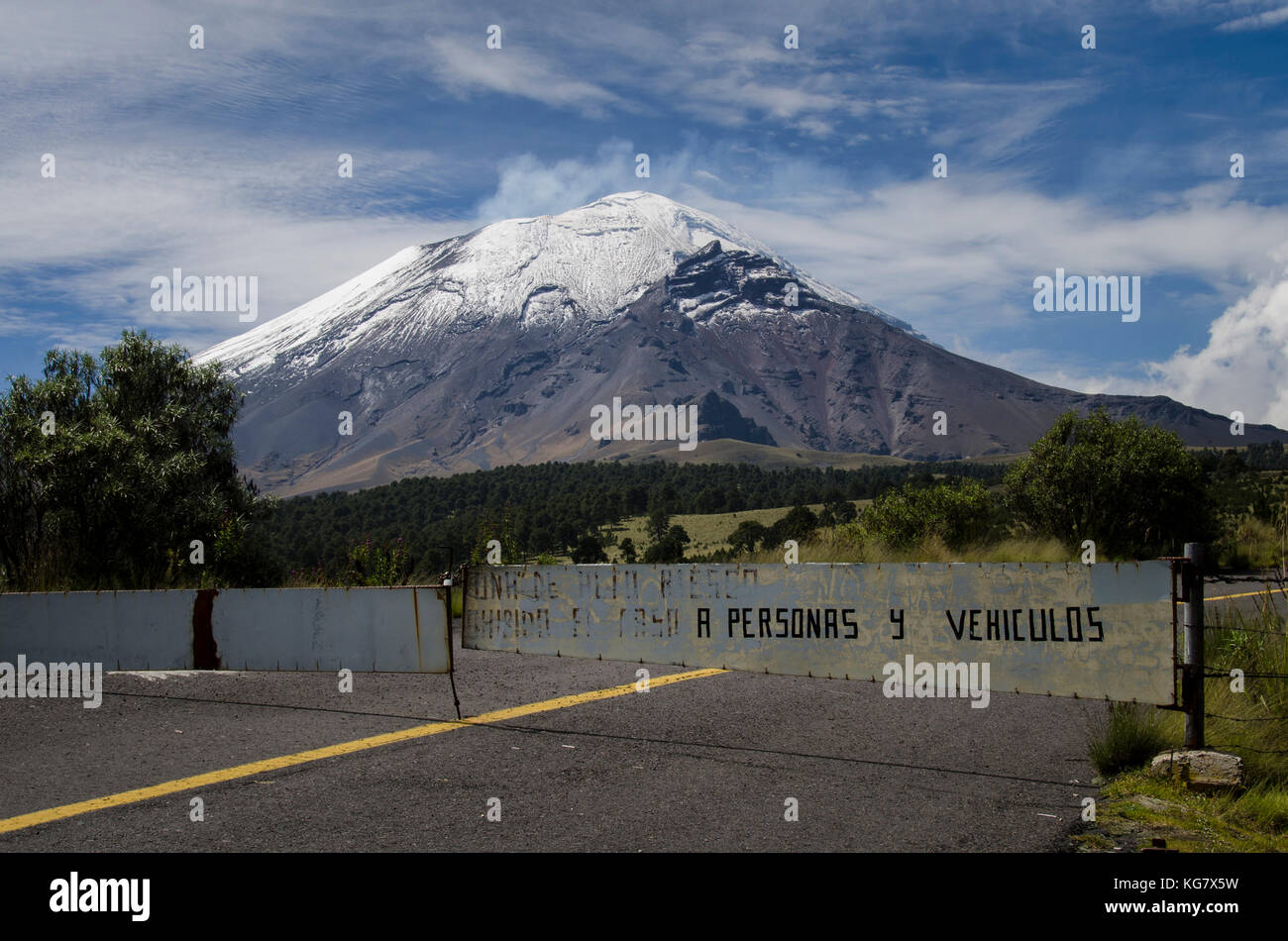 El popocatepetl hi-res stock photography and images - Alamy
