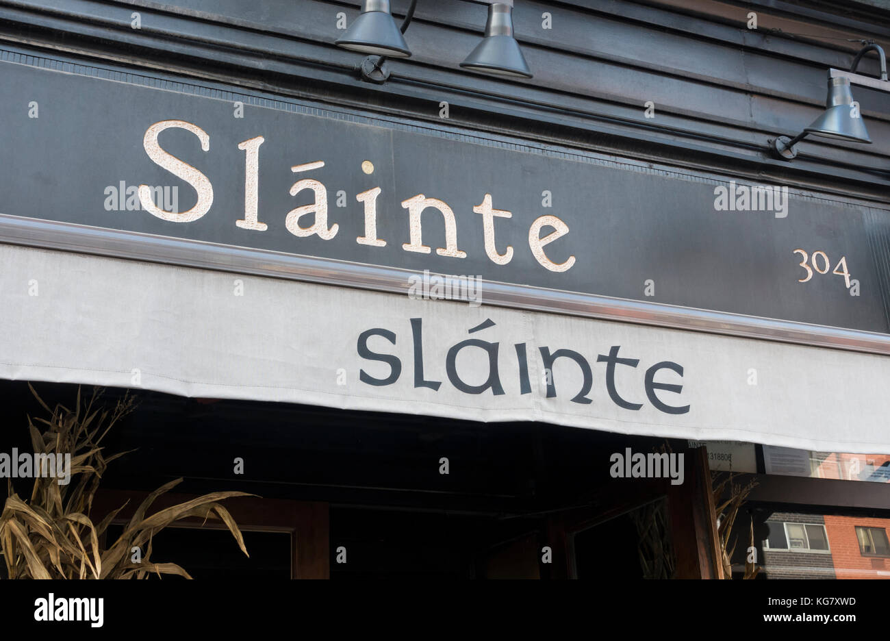 Slainte Sign