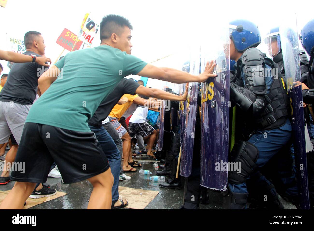Civil disturbance management hi-res stock photography and images - Alamy