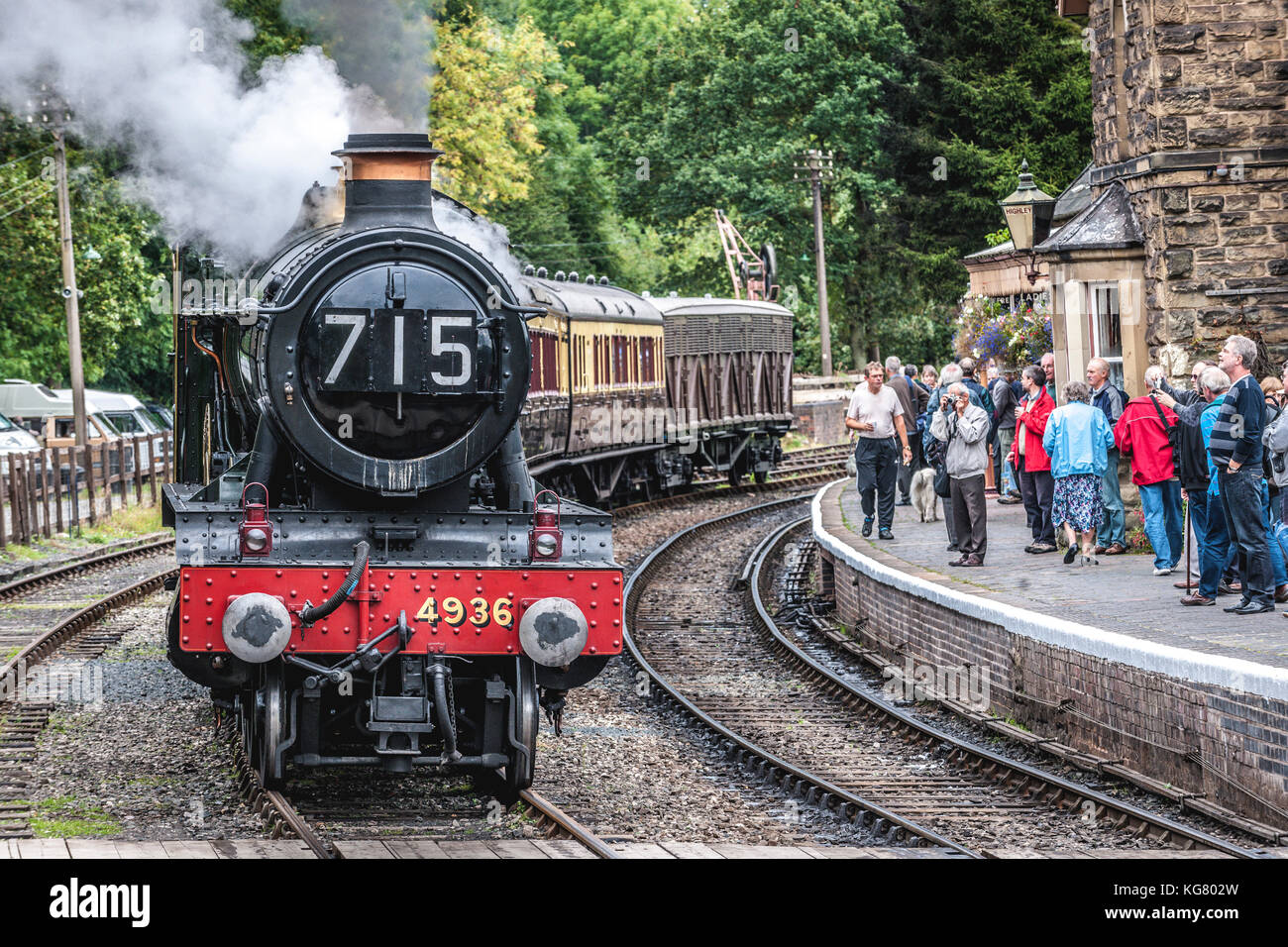 Steam locomotive 70000 Britannia on the Severn Valley Railway Stock ...