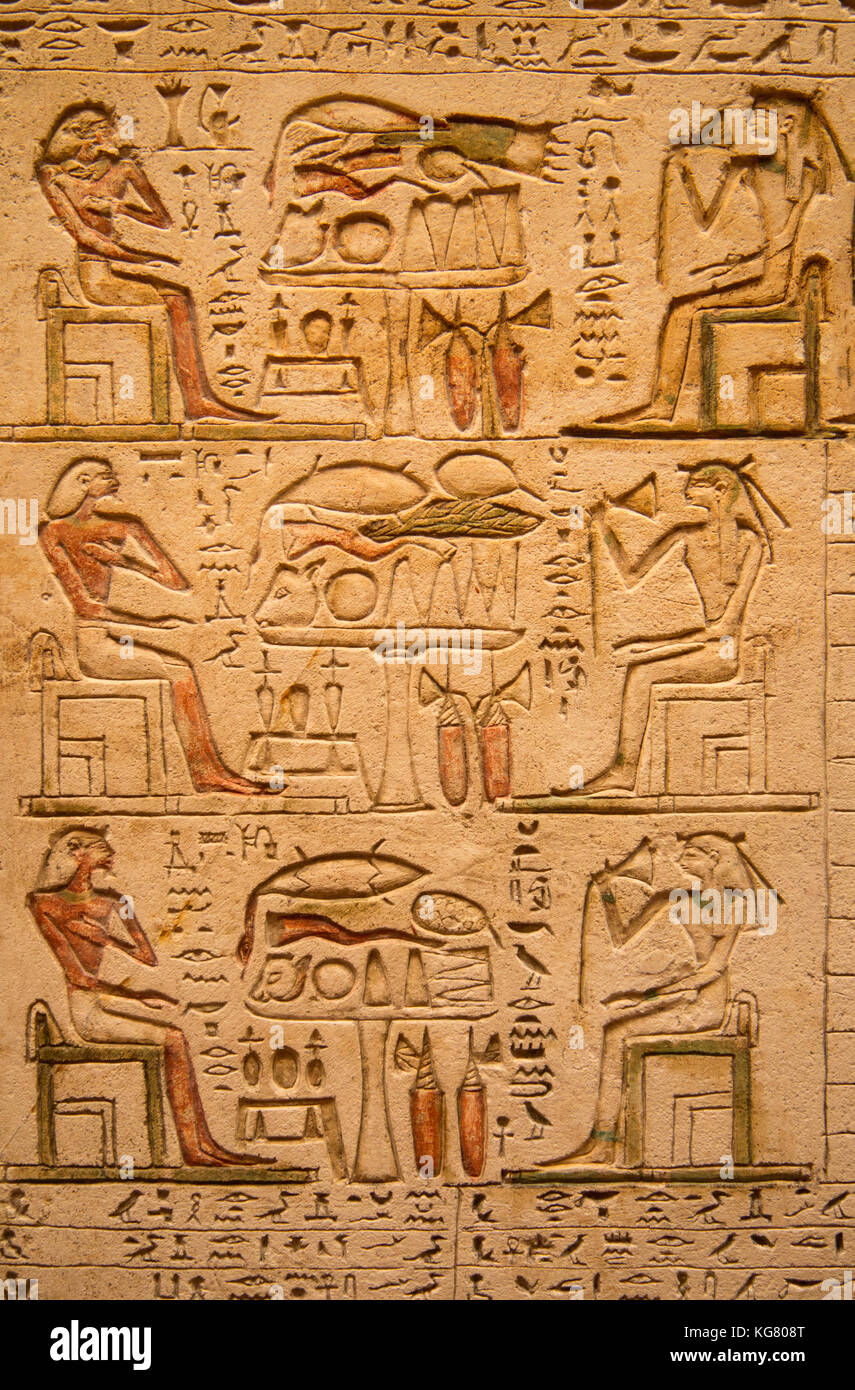 Egyptian hieroglyphs on the wall Stock Photo - Alamy