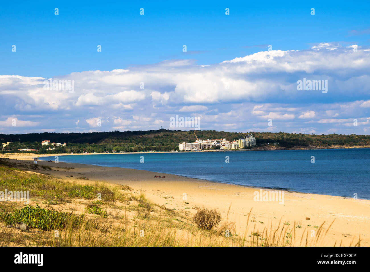 One of the last sunny weekend days in September! Beach is empty ...
