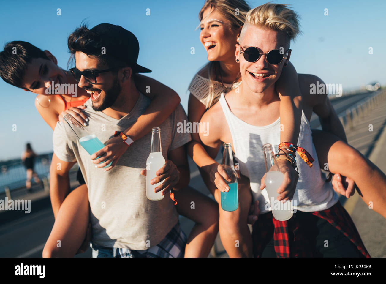 Laughing with friends summer holidays hi-res stock photography and ...