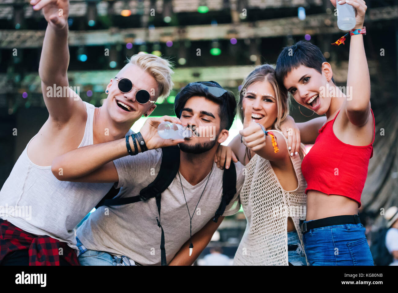 Portrait friends music festival hi-res stock photography and images - Alamy