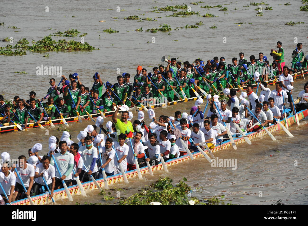 Phnom Penh celebrates Bon Om Touk, The Cambodian Water Festival, w ...