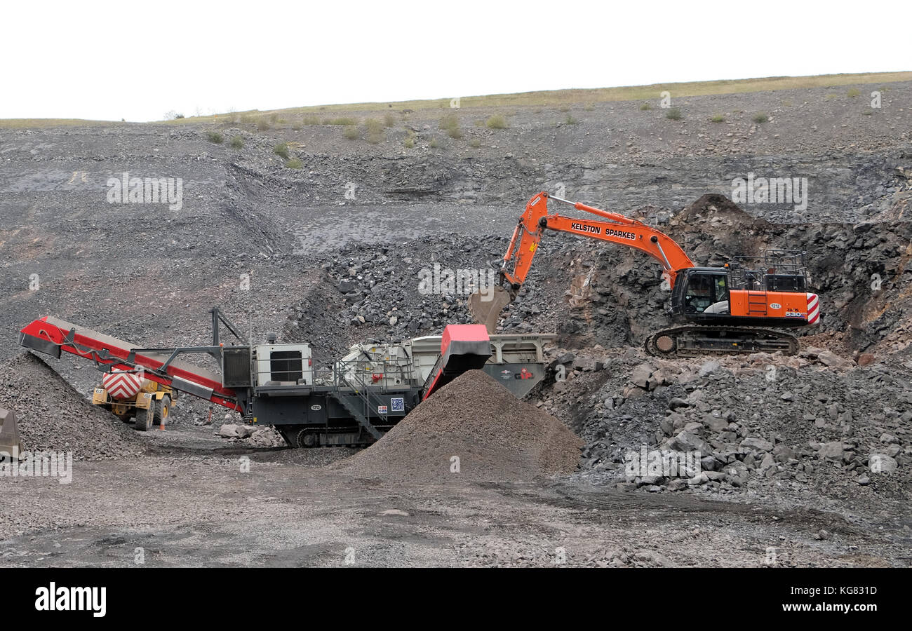 October 2017 - Quarry machinery, diggers and crushers and loaders Stock ...