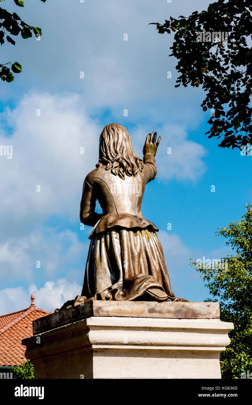 Domremy la Pucelle (France): Birthplace of Joan d' Arc; Geburtsort von ...