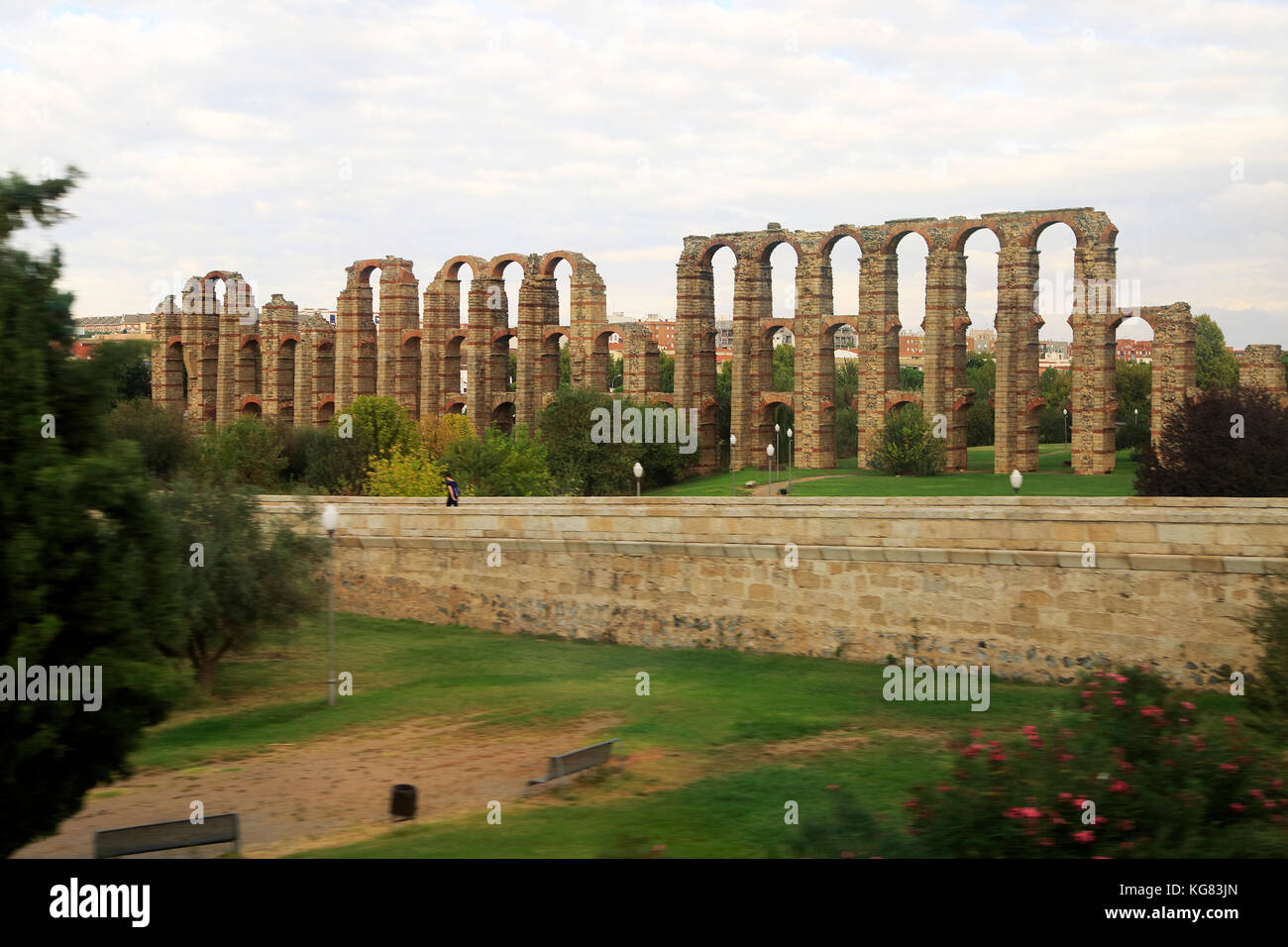 Acueducto de merida hi-res stock photography and images - Alamy