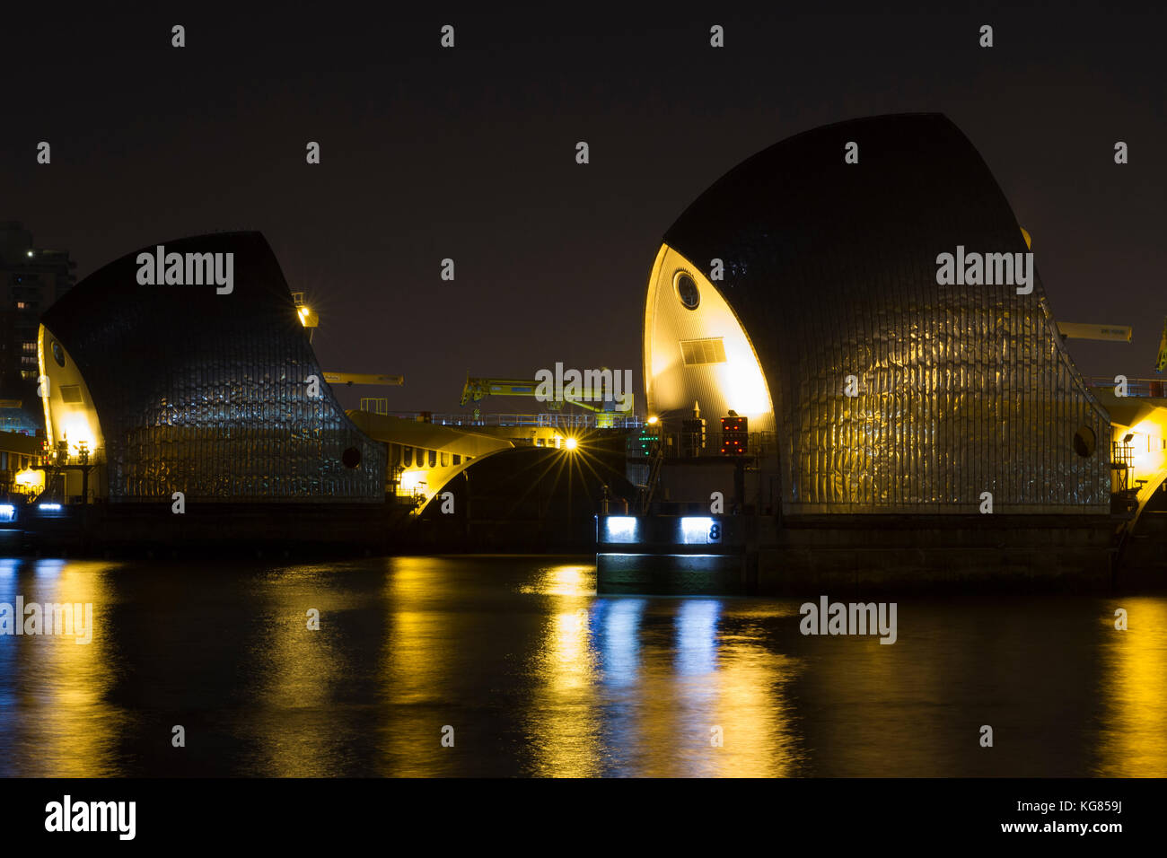 Thames Barrier Pier's 8 & 7 Stock Photo - Alamy