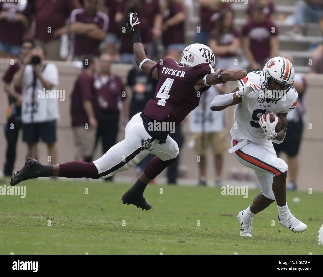 Derrick tucker hi-res stock photography and images - Alamy