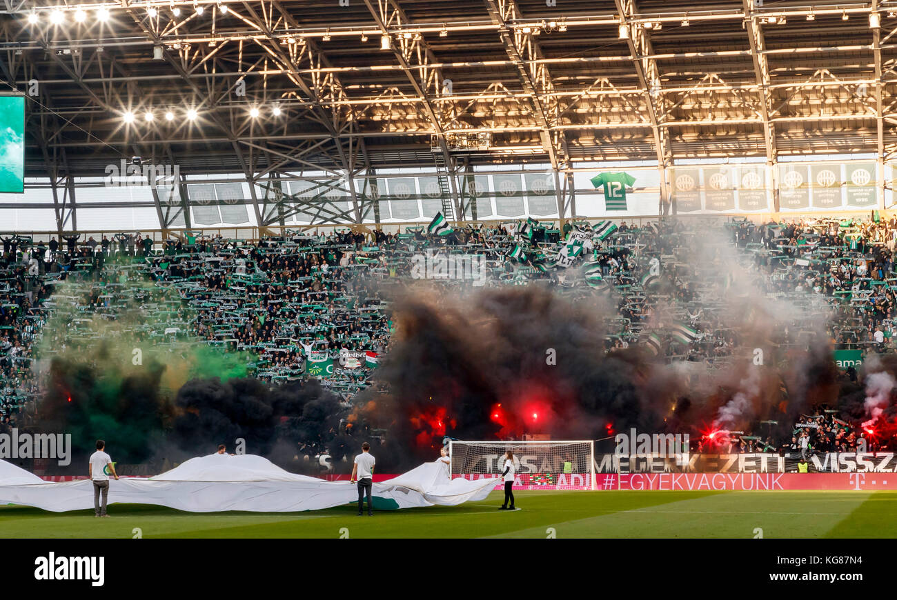 Budapest, Hungary. 4th November, 2017. The ultras (called Green ...