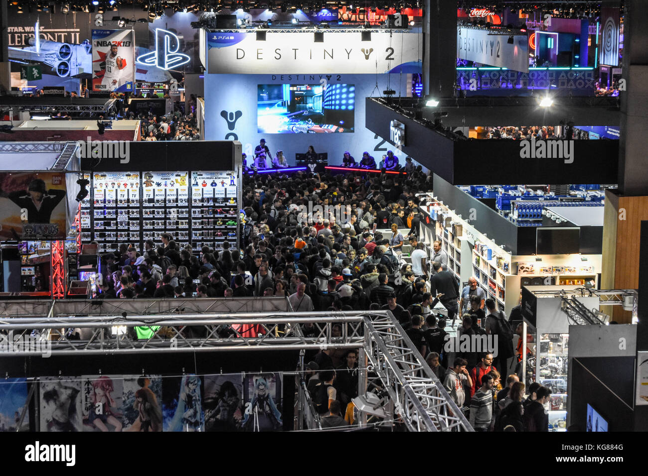 Paris, France. 4th Nov, 2017. General view of the Paris games week fair ...