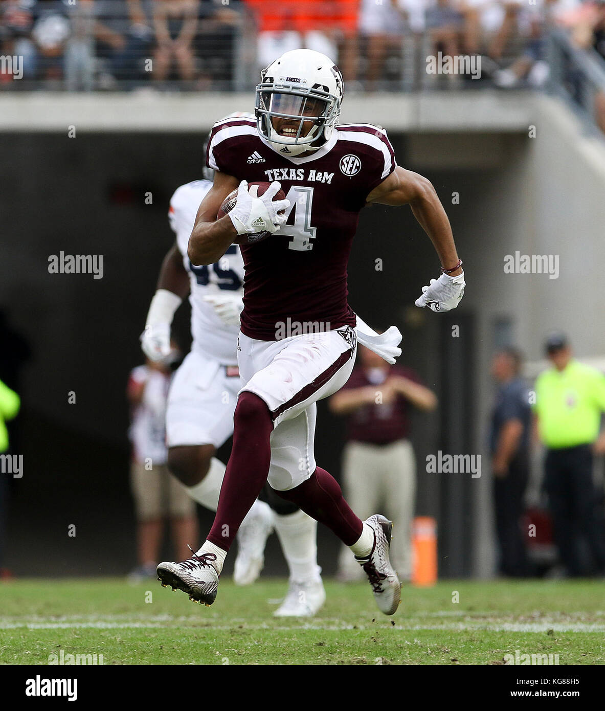 62 runs hi-res stock photography and images - Alamy