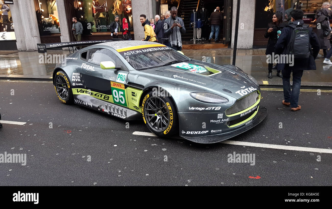 London, UK. 4th Nov, 2017. A Aston Martin rally car on display at the ...