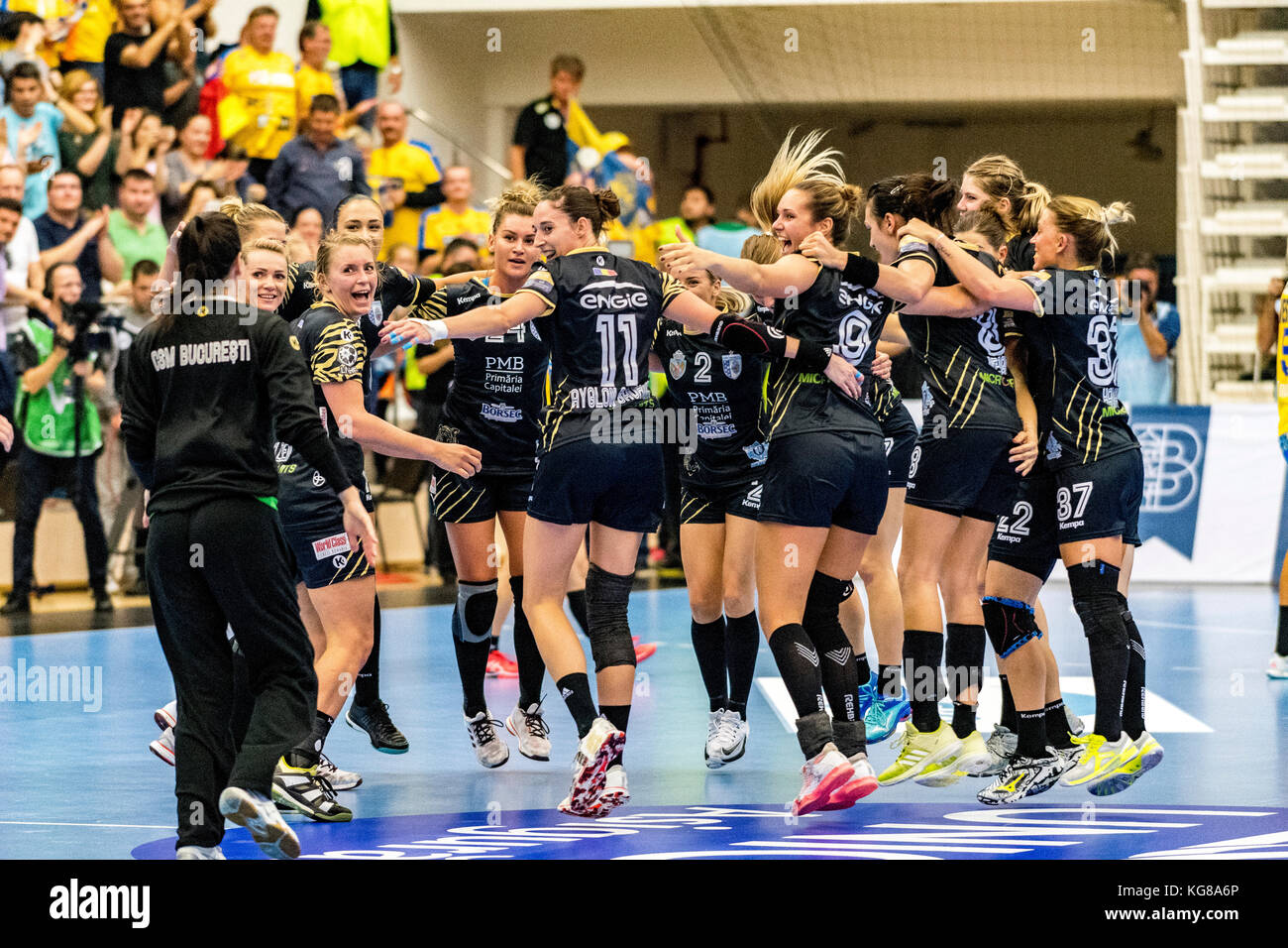 November 4, 2017: CSM Bucharest players celebrating the victory at the ...