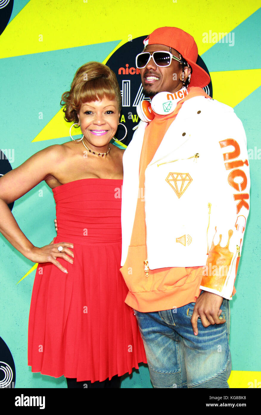 Nick cannon and beth gardner hi-res stock photography and images - Alamy
