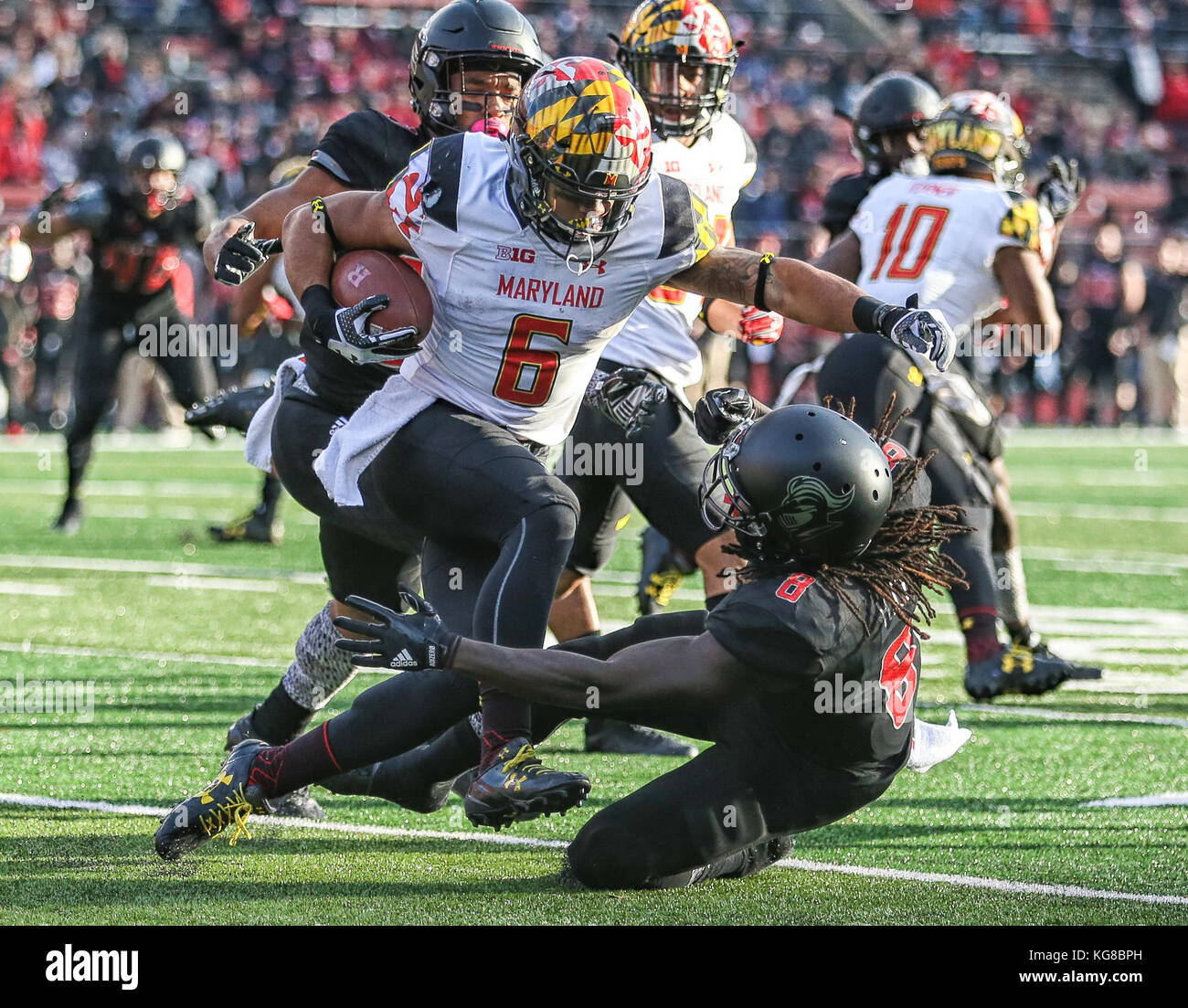 Espncfball hi-res stock photography and images - Alamy