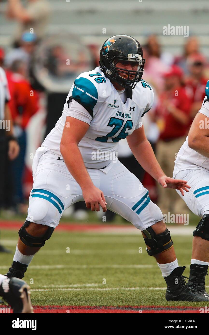 Nov 4, 2017: Coastal Carolina center Brock Hoffman #76 comes up after ...