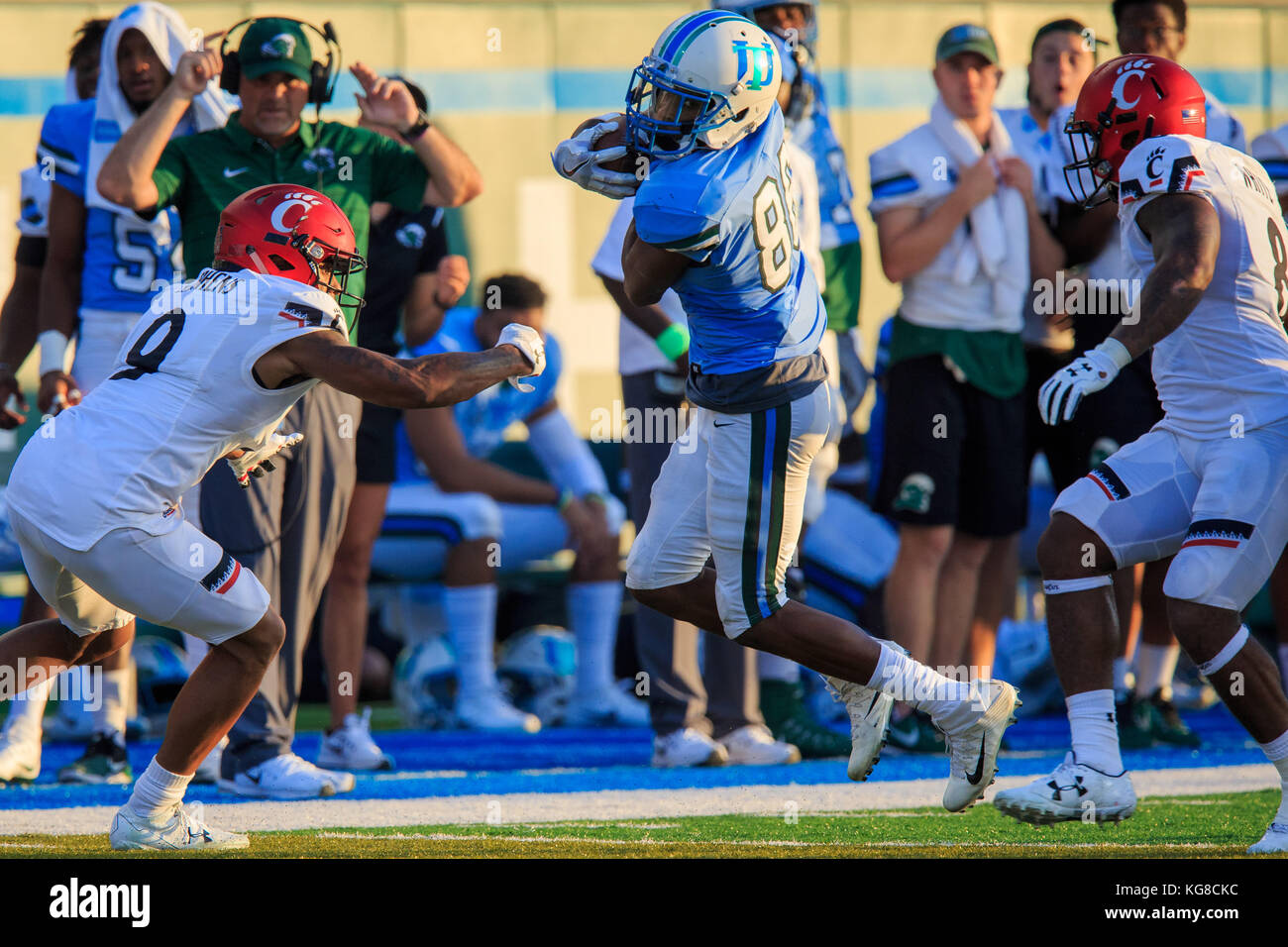New Orleans, LA, USA. 04th Nov, 2017. Tulane Green Wave wide receiver ...