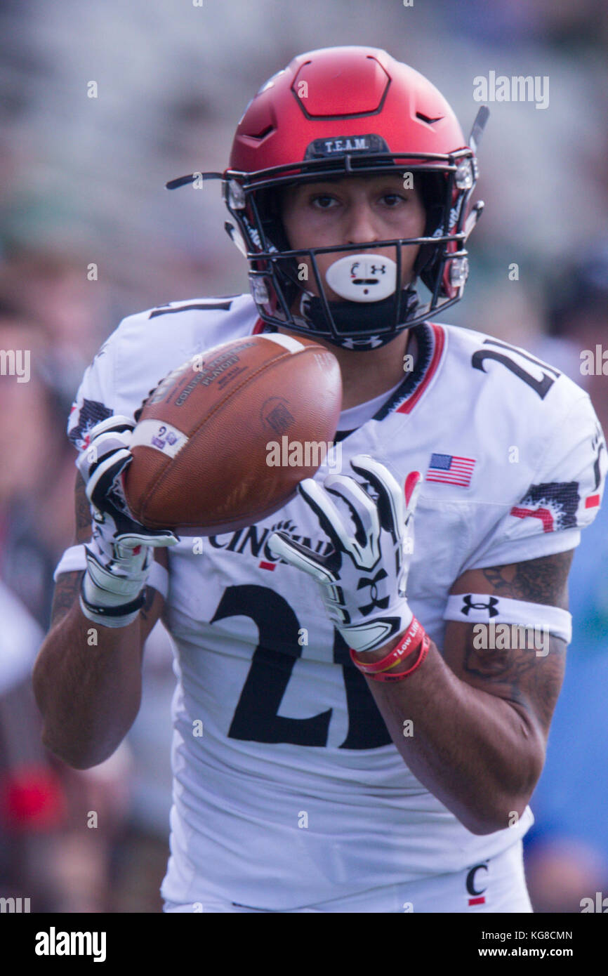 New Orleans, LA, USA. 04th Nov, 2017. Cincinnati Bearcats wide receiver ...