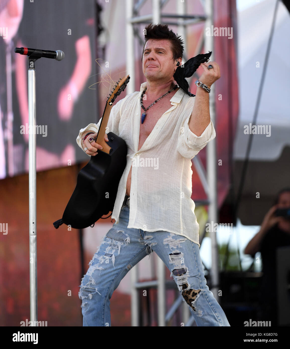 Pembroke Pines, Florida, USA. 04th Nov, 2017. Miljenko Matijevic of the ...