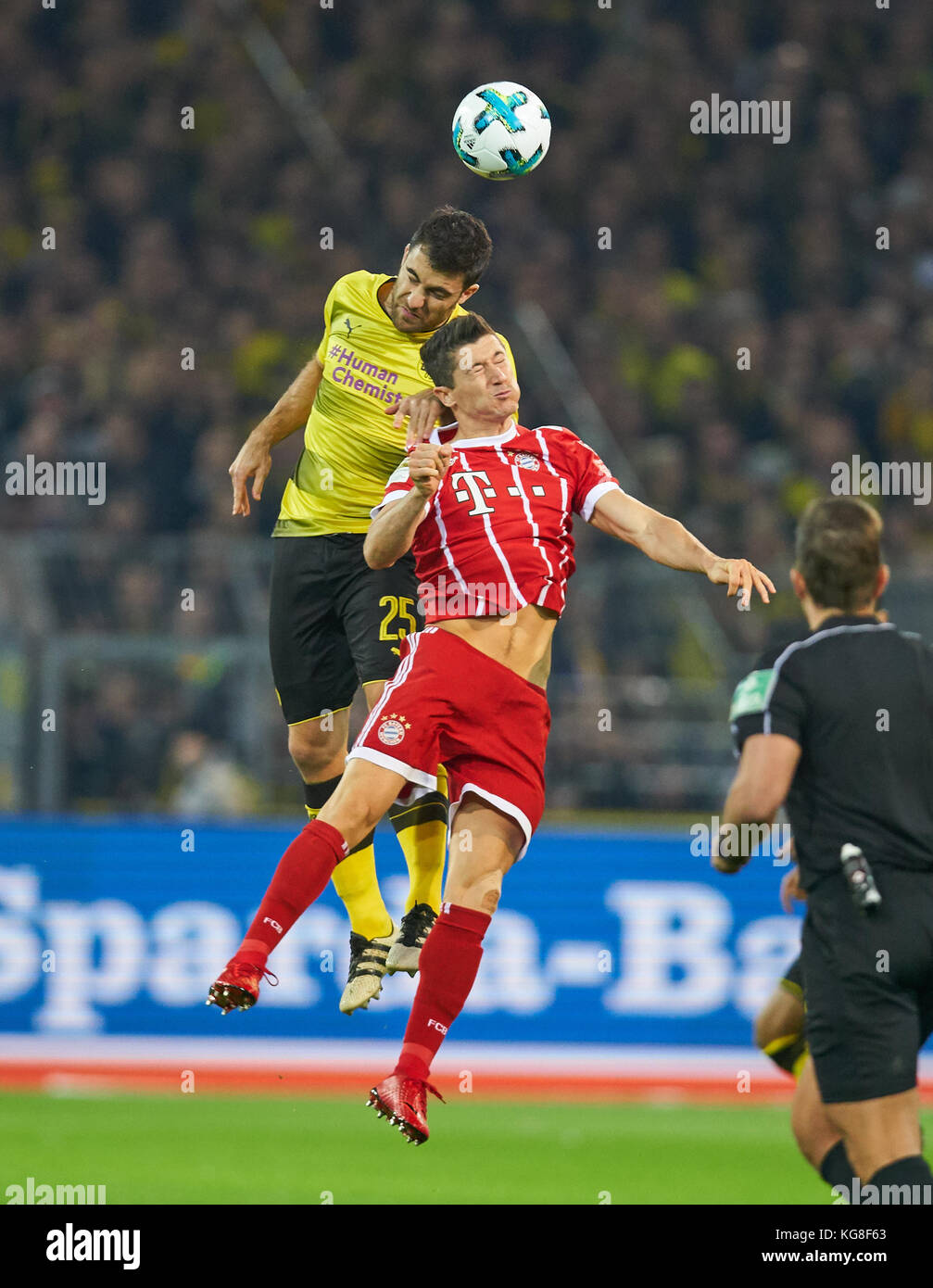 Fcb bvb borussia dortmund hi-res stock photography and images - Alamy