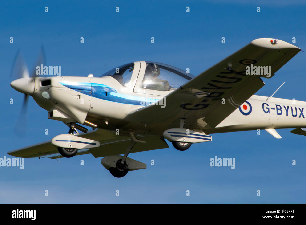 RAF Grob 115E tutor landing at RAF Cranwell Stock Photo - Alamy