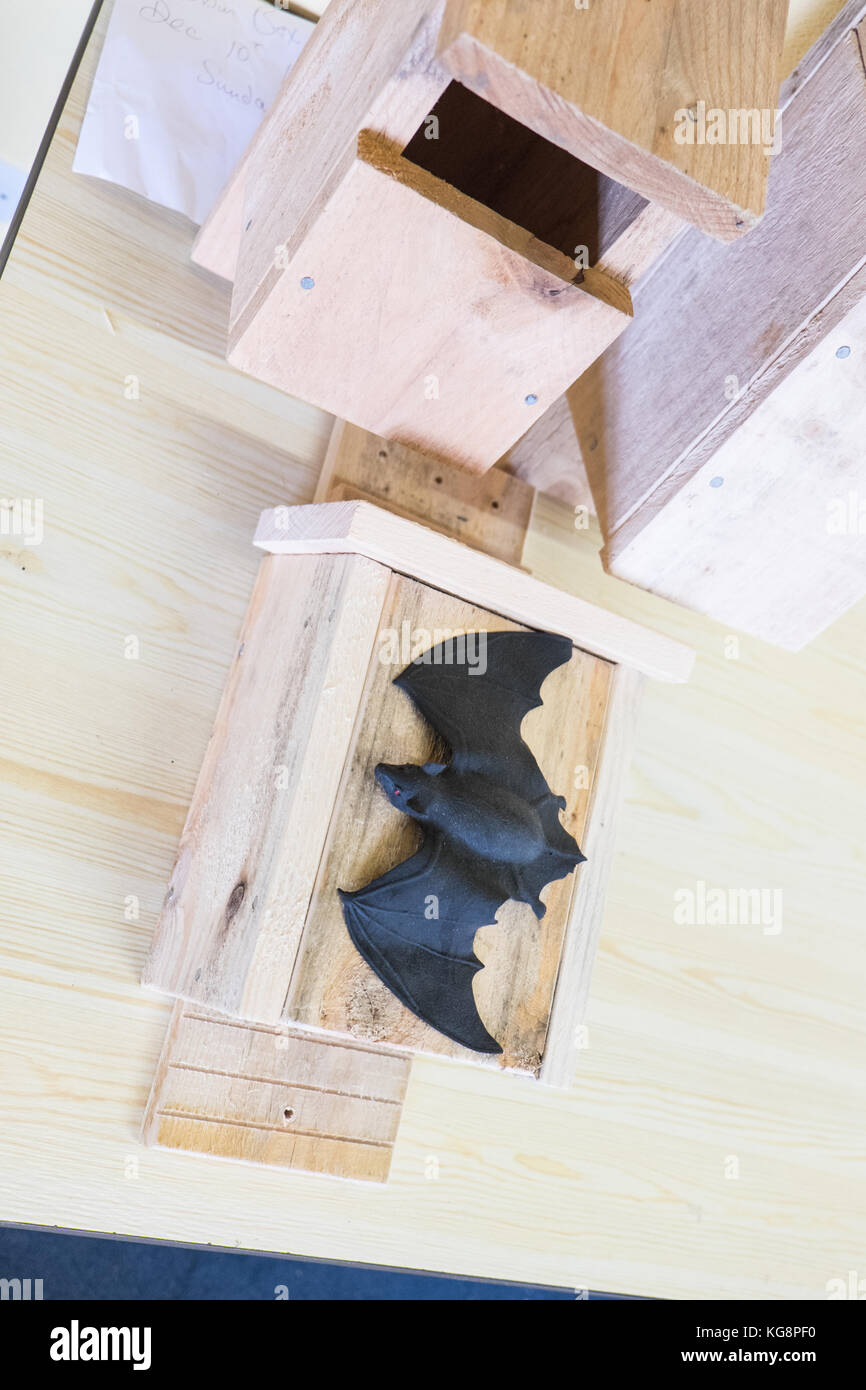 Half Term Activity.Making a bat box at Llanelli Wetland Centre ...