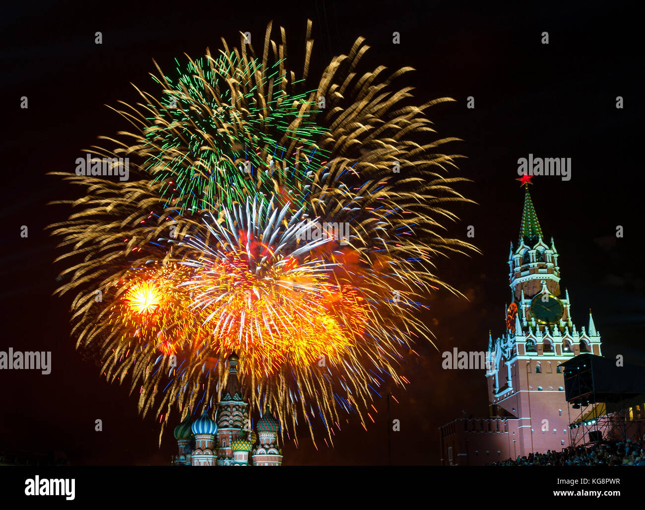 Victory parade on red square hi-res stock photography and images - Alamy