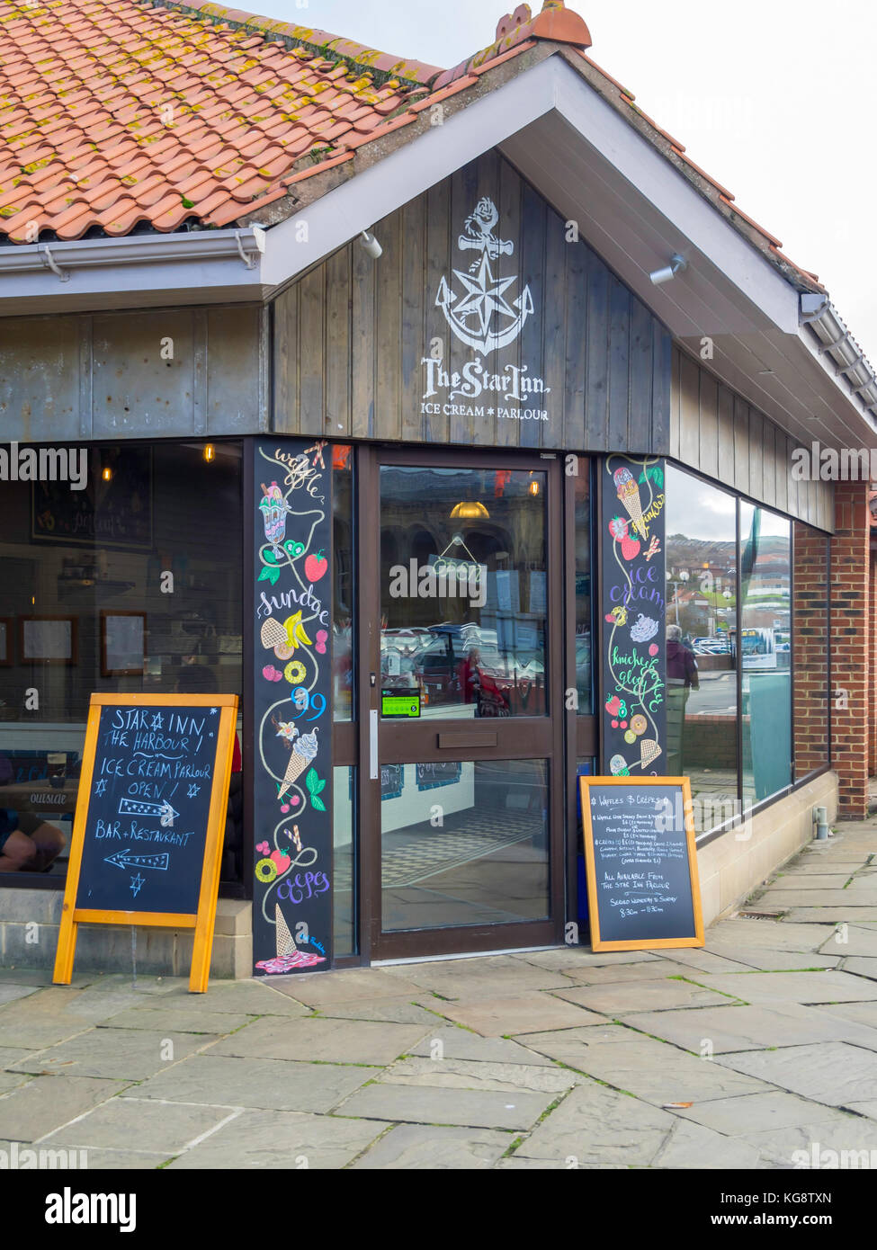 Star inn whitby hi-res stock photography and images - Alamy