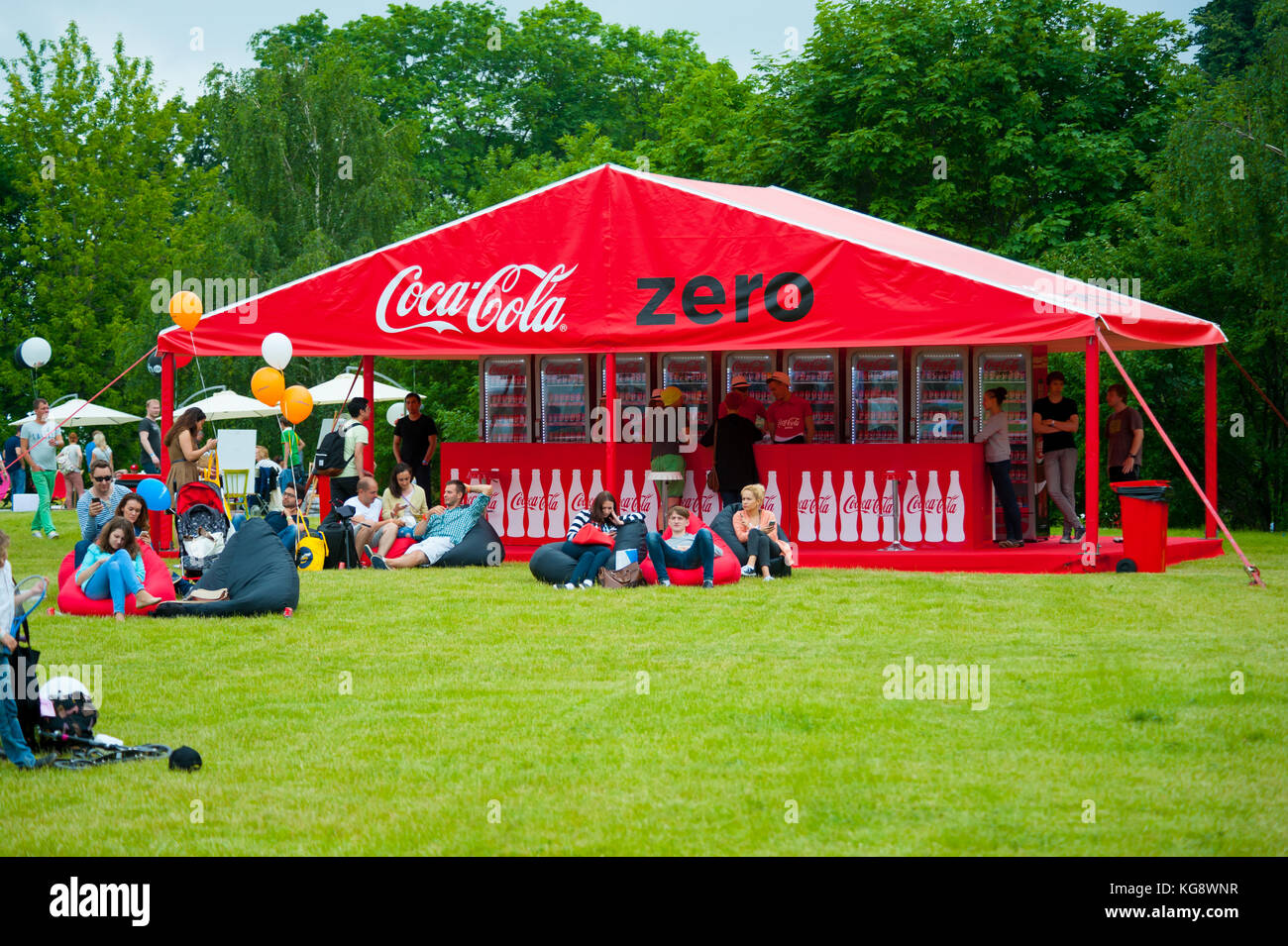 Coke zero and diet coke hi-res stock photography and images - Alamy