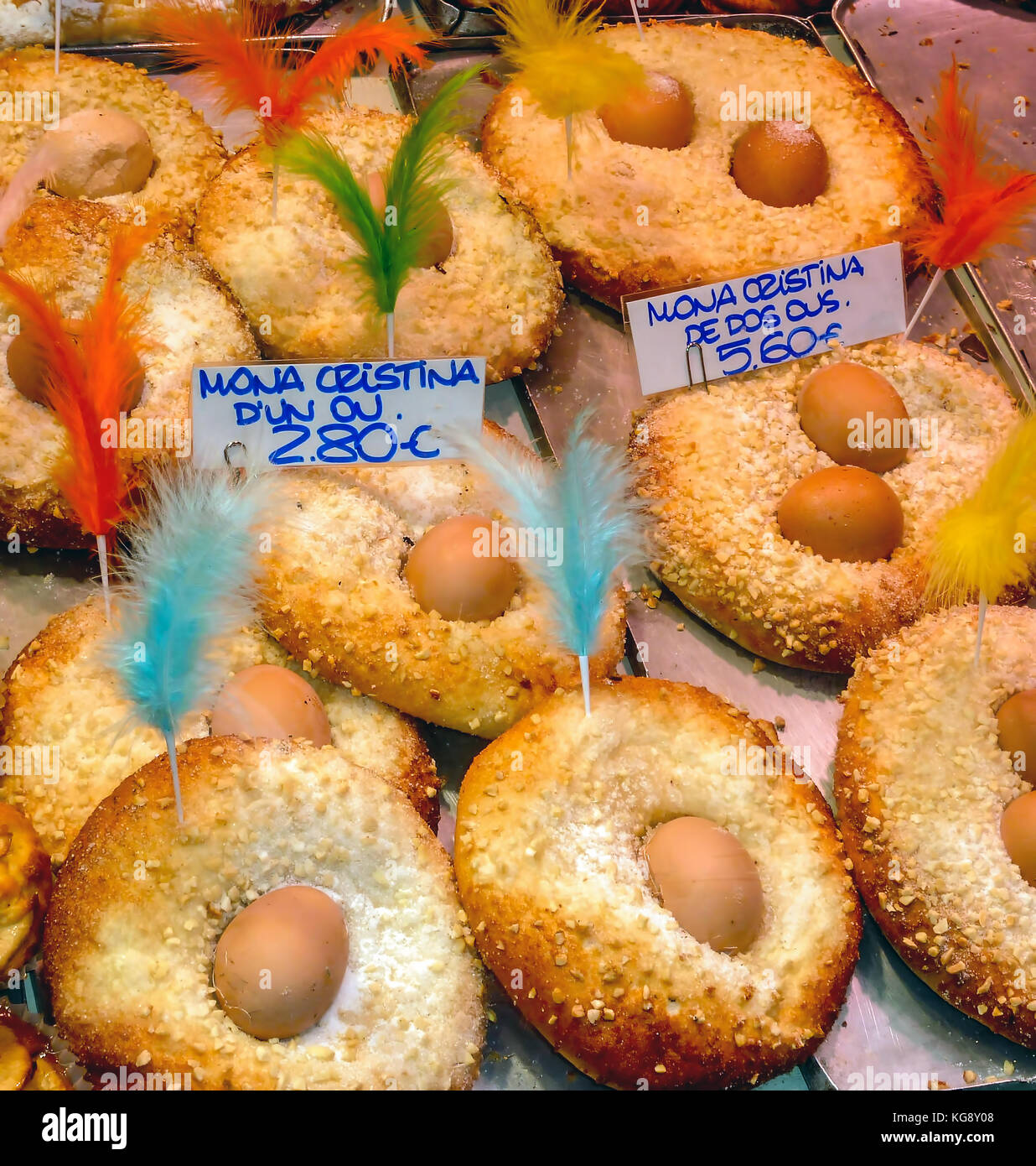 Easter chocolate bunny cake hi-res stock photography and images - Alamy