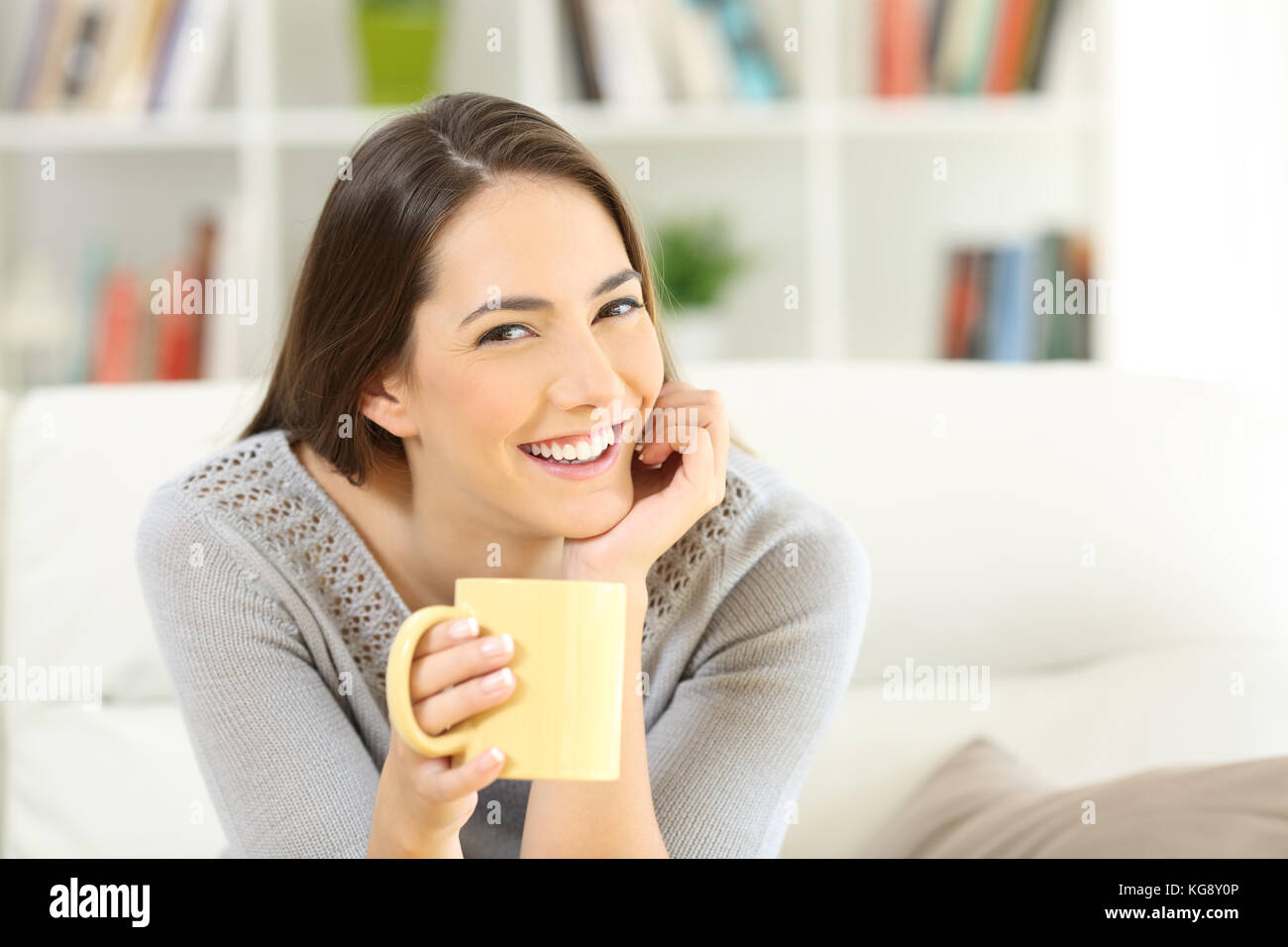 Woman coffee art hi-res stock photography and images - Alamy
