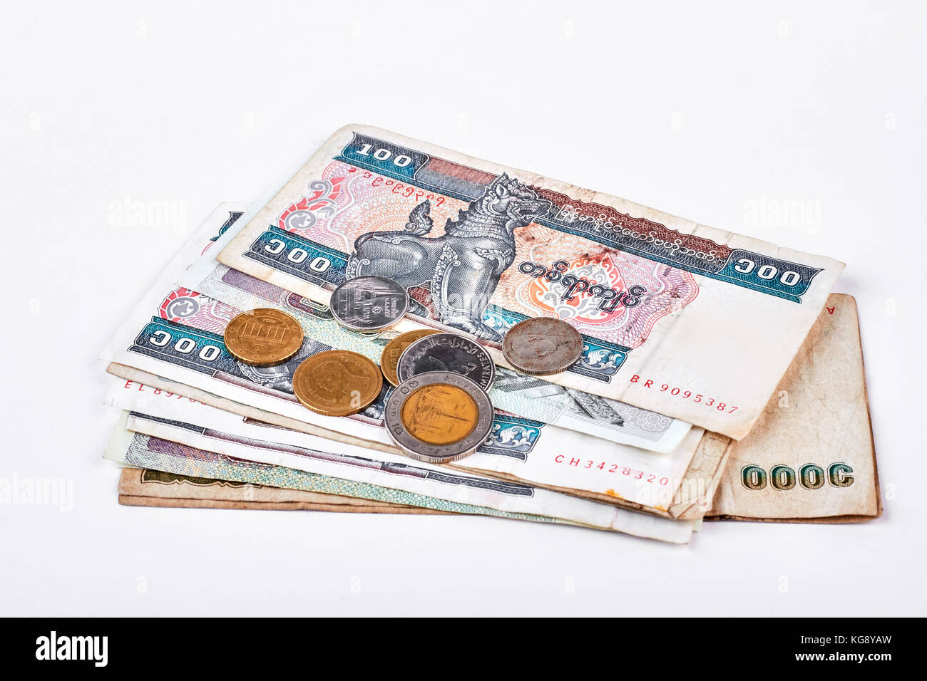 Myanmar banknotes and coins Stock Photo - Alamy