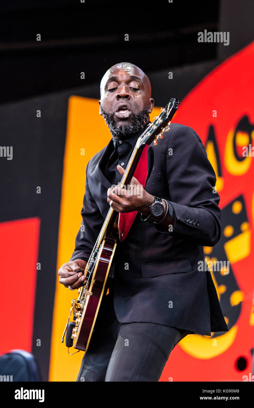 MR. SIPP the Mississippi Blues Child plays guitar and sings the blues ...
