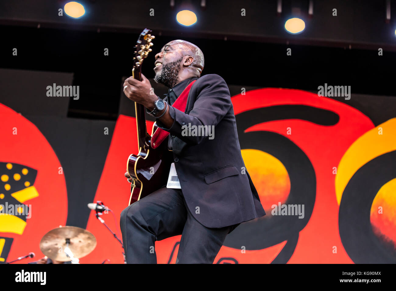 MR. SIPP the Mississippi Blues Child plays guitar and sings the blues ...