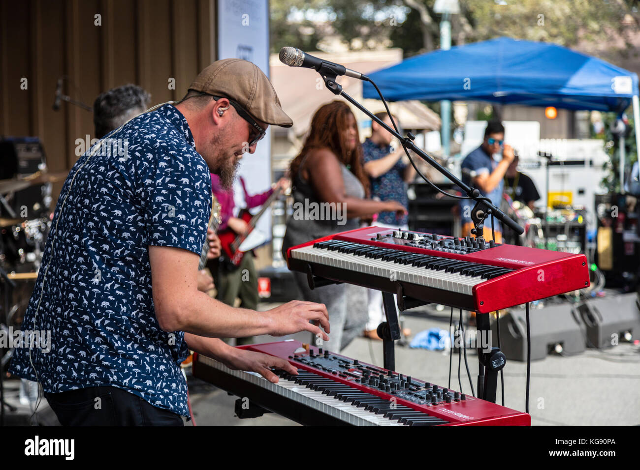 Pat kelly singer hi-res stock photography and images - Alamy
