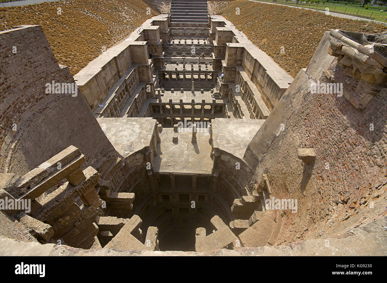 Bank of the river pushpavati hi-res stock photography and images - Alamy