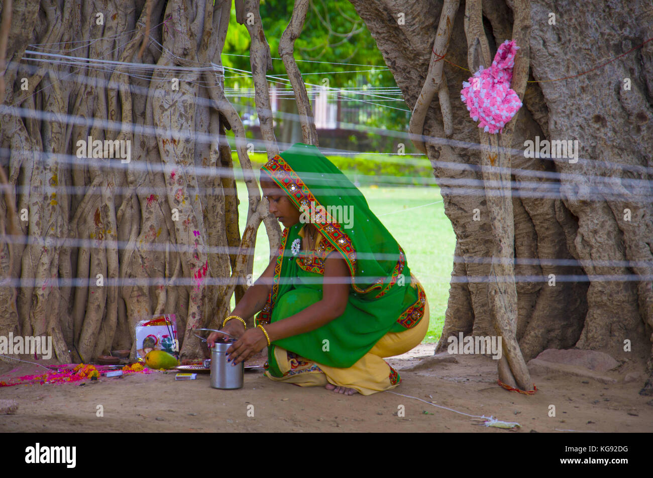Indian Woman Praying Tree High Resolution Stock Photography and Images ...