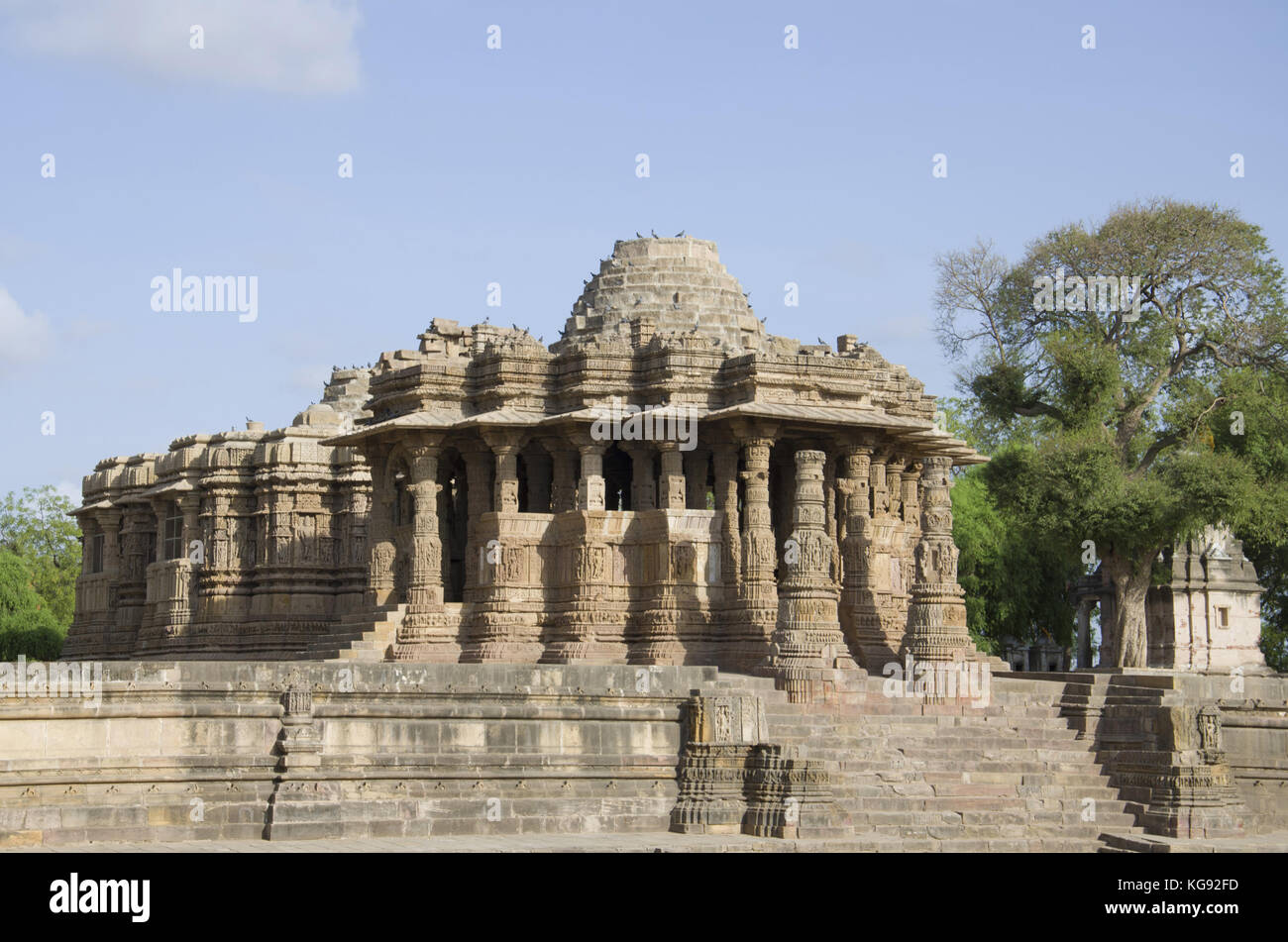 Outer view of the Sun Temple. Built in 1026 - 27 AD during the reign of ...