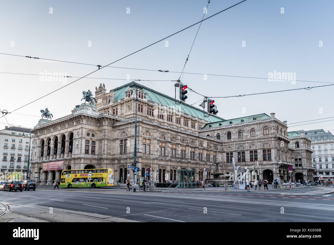 The Vienna State Opera Stock Photo - Alamy