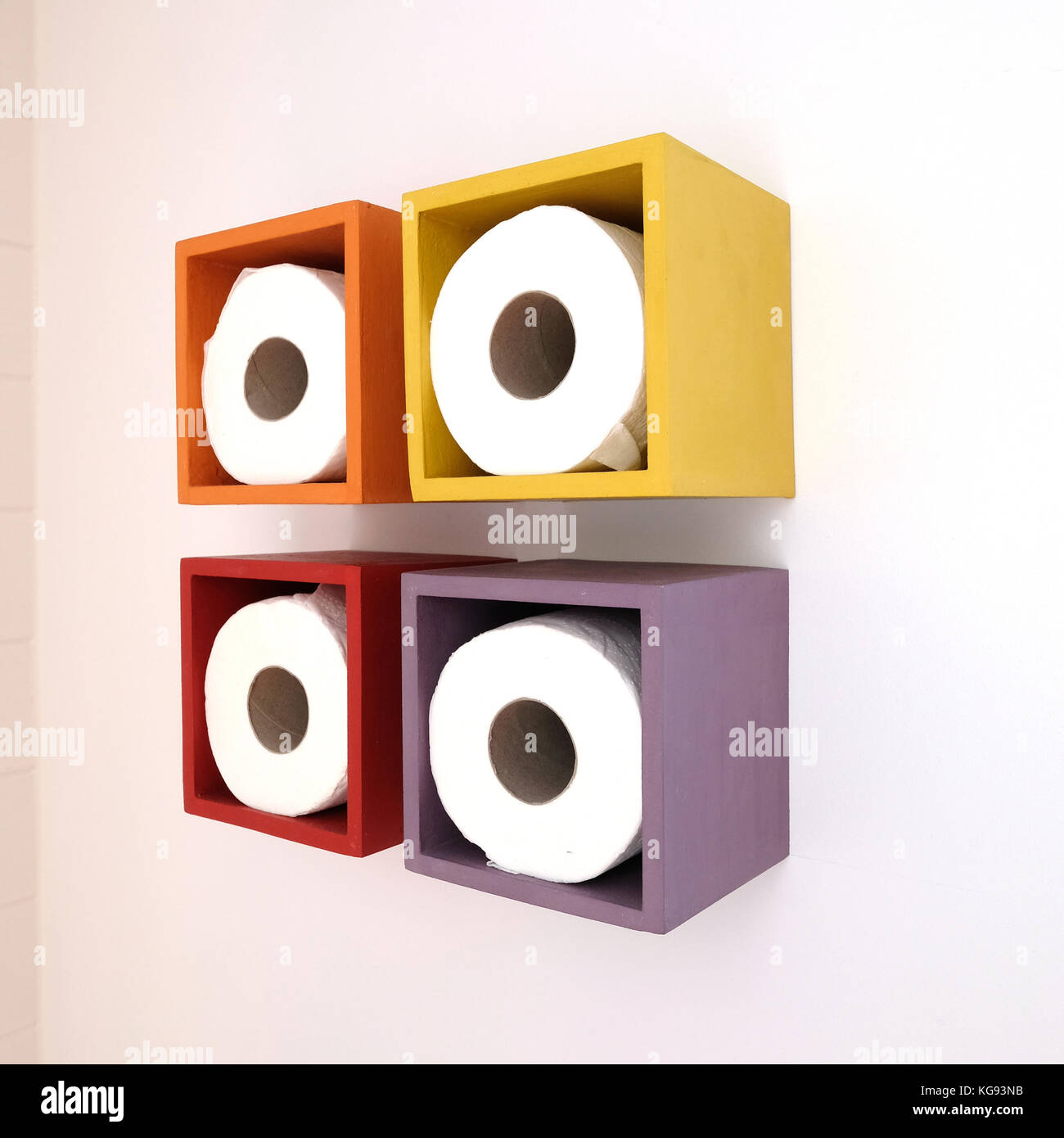 Painting using toilet paper roll hi-res stock photography and images ...