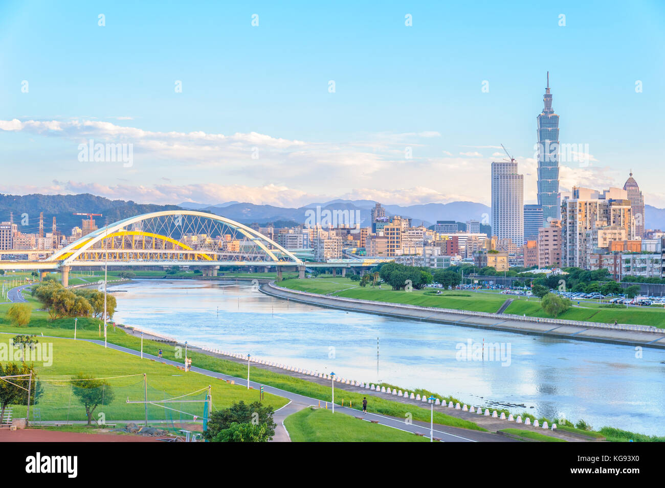Taipei 101 construction hi-res stock photography and images - Alamy
