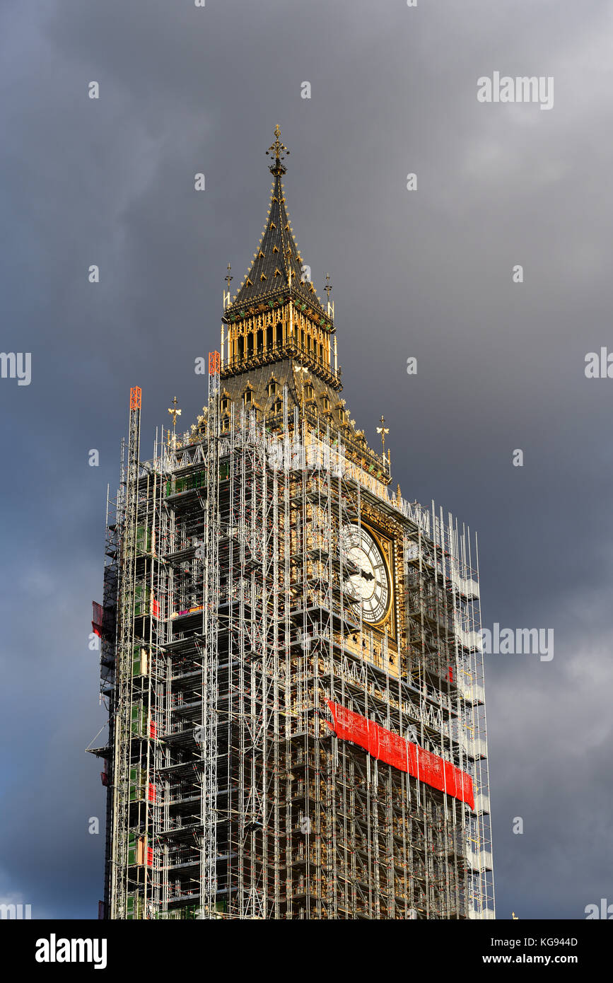 Big ben scaffolding palace westminster hi-res stock photography and ...