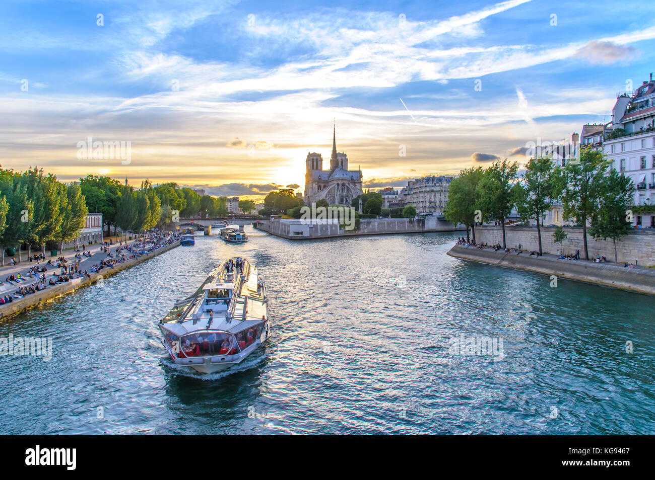 landscape of paris by the sunset Stock Photo - Alamy