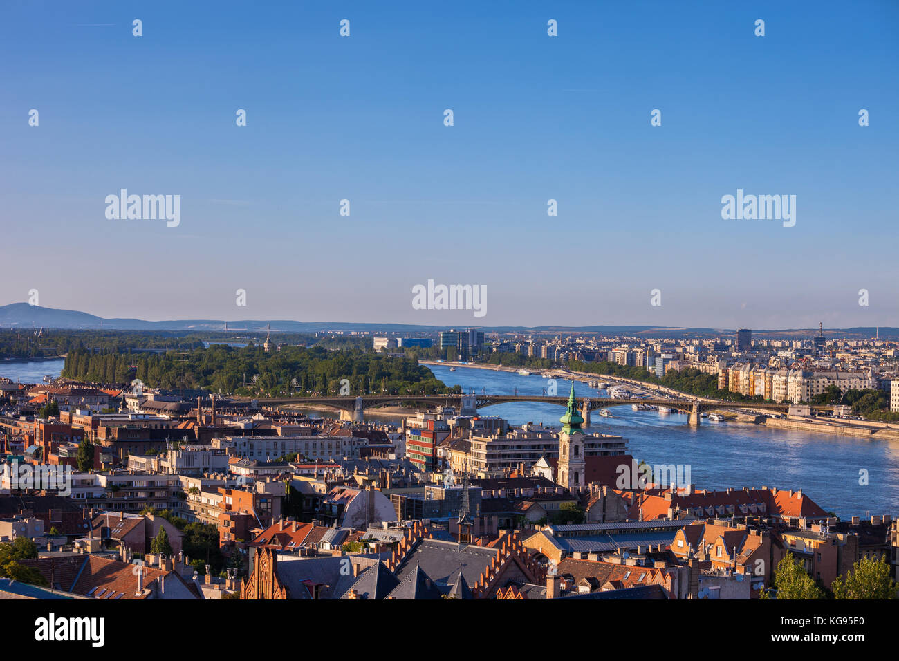 Margaret bridge budapest hi-res stock photography and images - Alamy