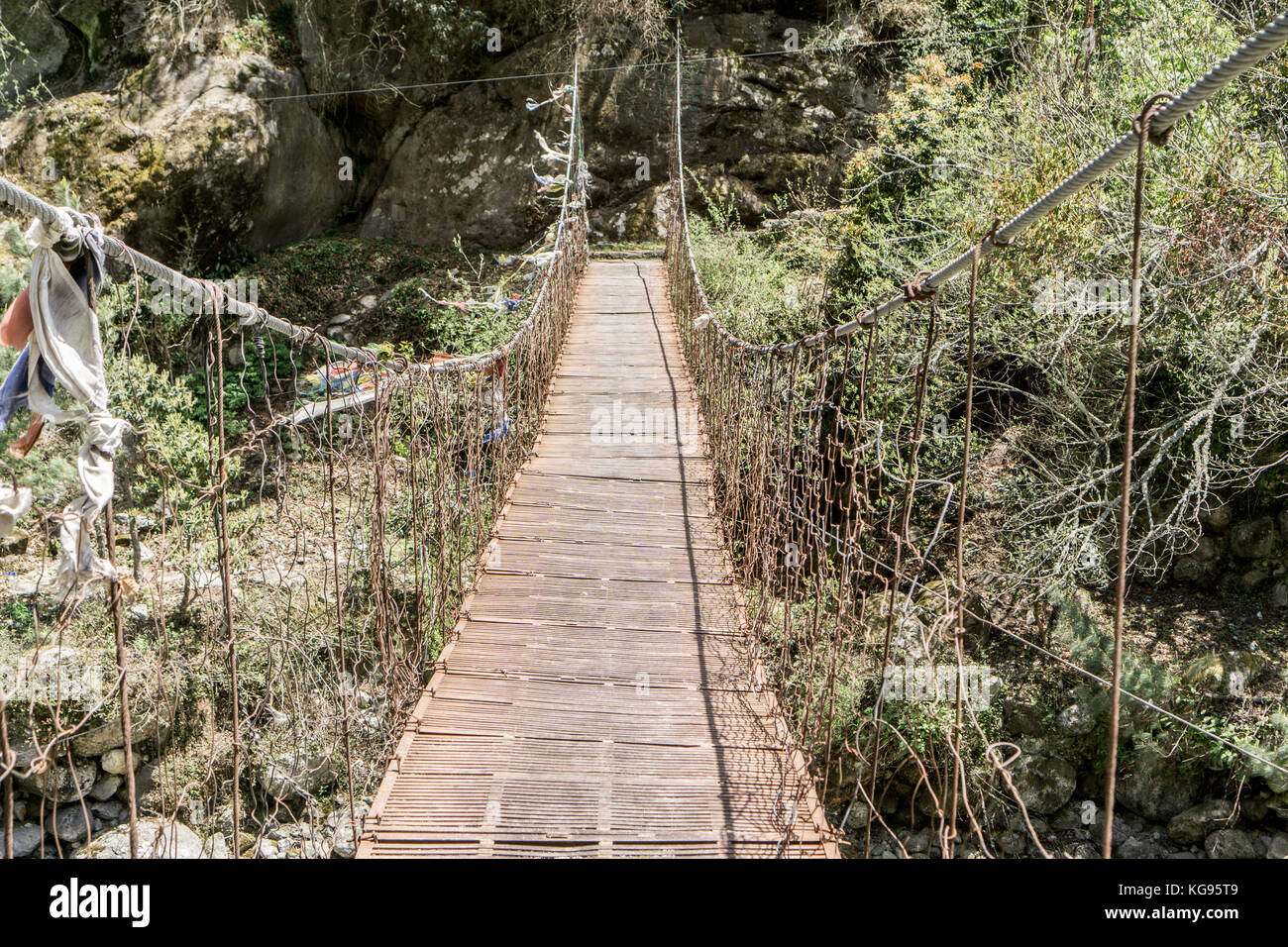 Hillary suspension bridge hi-res stock photography and images - Alamy