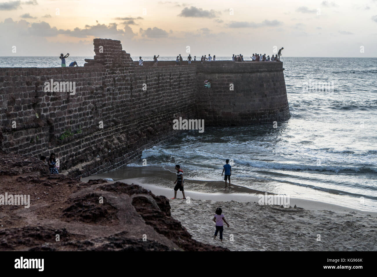 Sinquerim beach fort hi-res stock photography and images - Alamy