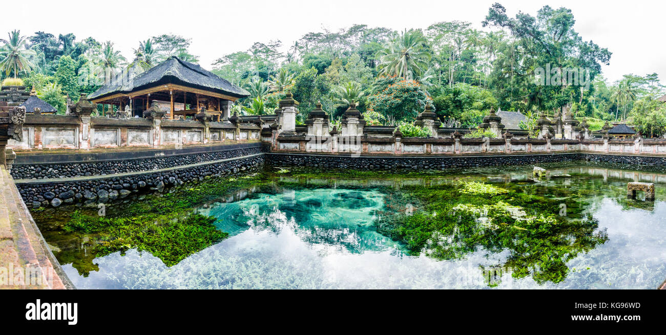 Holy Spring Water Temple (Pura Tirta Empul Stock Photo - Alamy